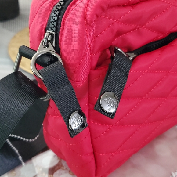 collection XIIX 18 | Bags | Girlfriend Gear Diamond Quilt Crossbody ...